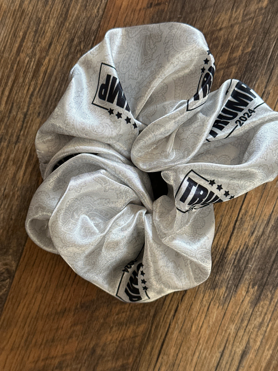Trump Silver Scrunchy – Buckaroo Fringe